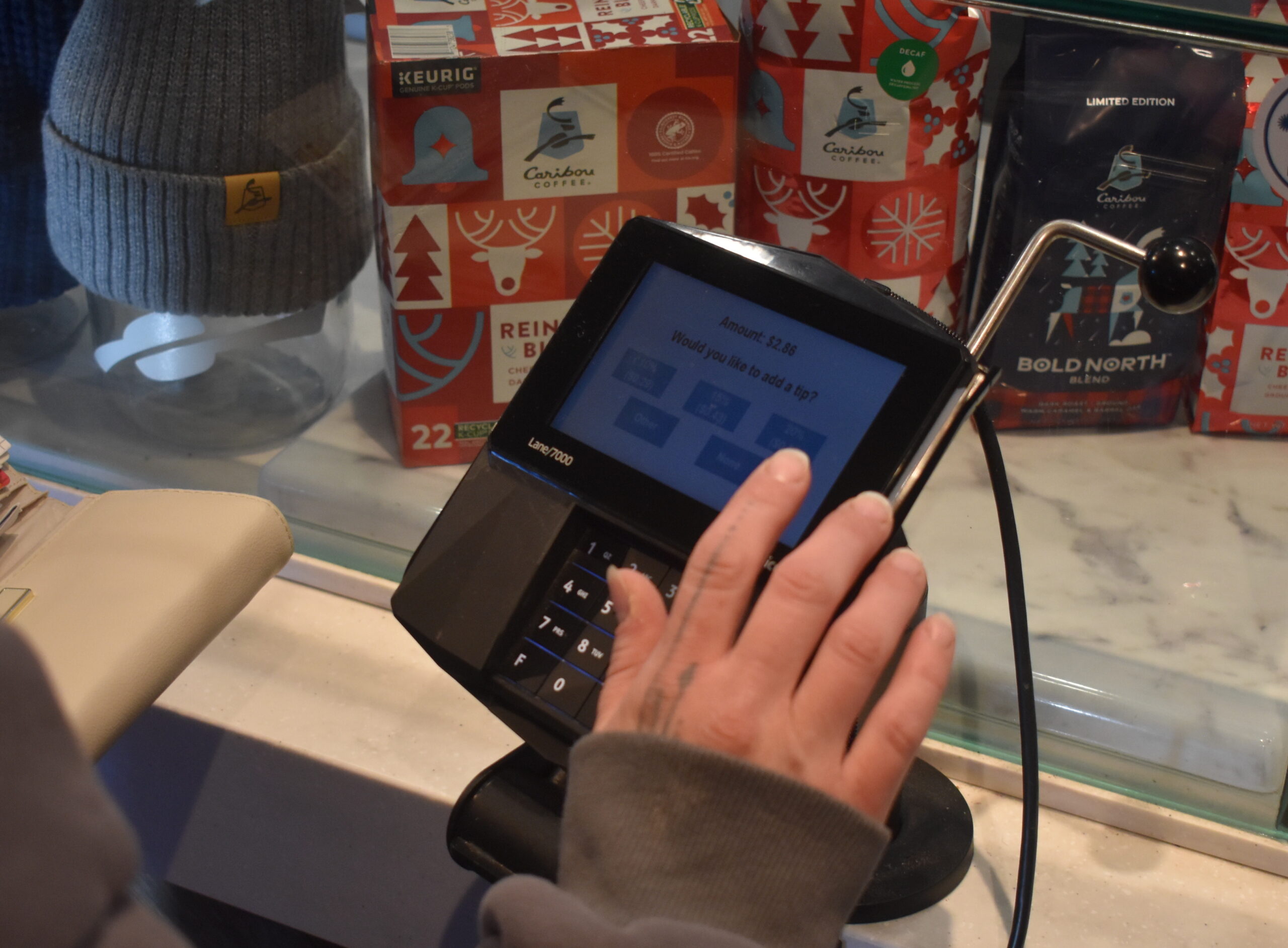 Technology makes tipping easier | News, Sports, Jobs - The Journal